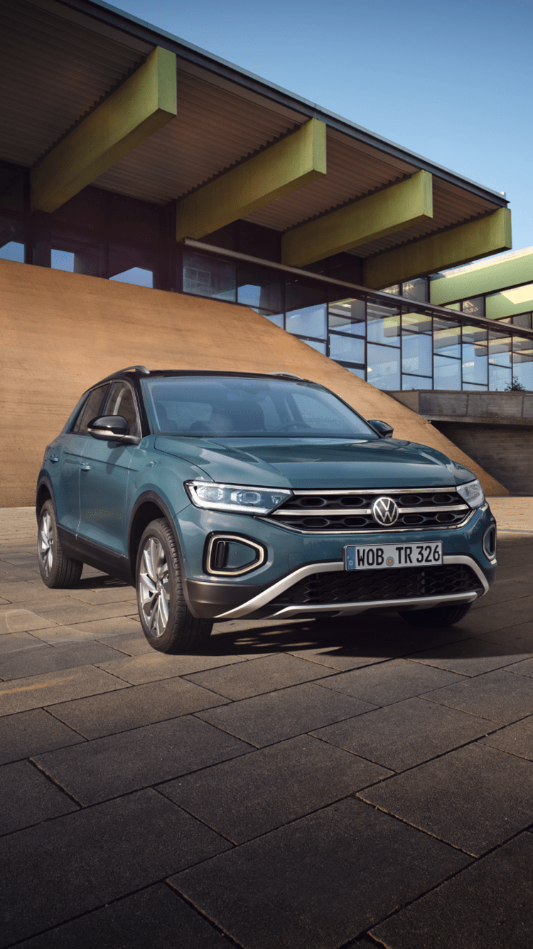 フォルクスワーゲンジャパン販売株式会社 | 話題の新型車やお買い得な限定車はもちろん、認定中古車、アフターサービスの情報も掲載しています。